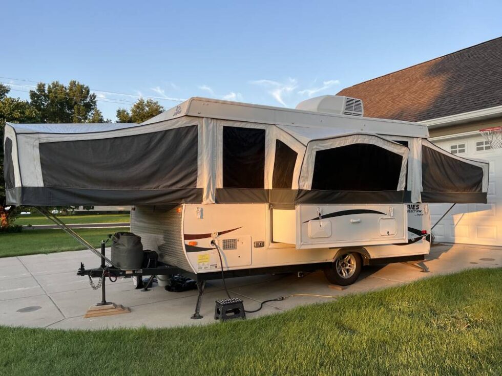 7 New and Used Pop Up Campers from 8K to $18K (RV Trader Monthly Round ...