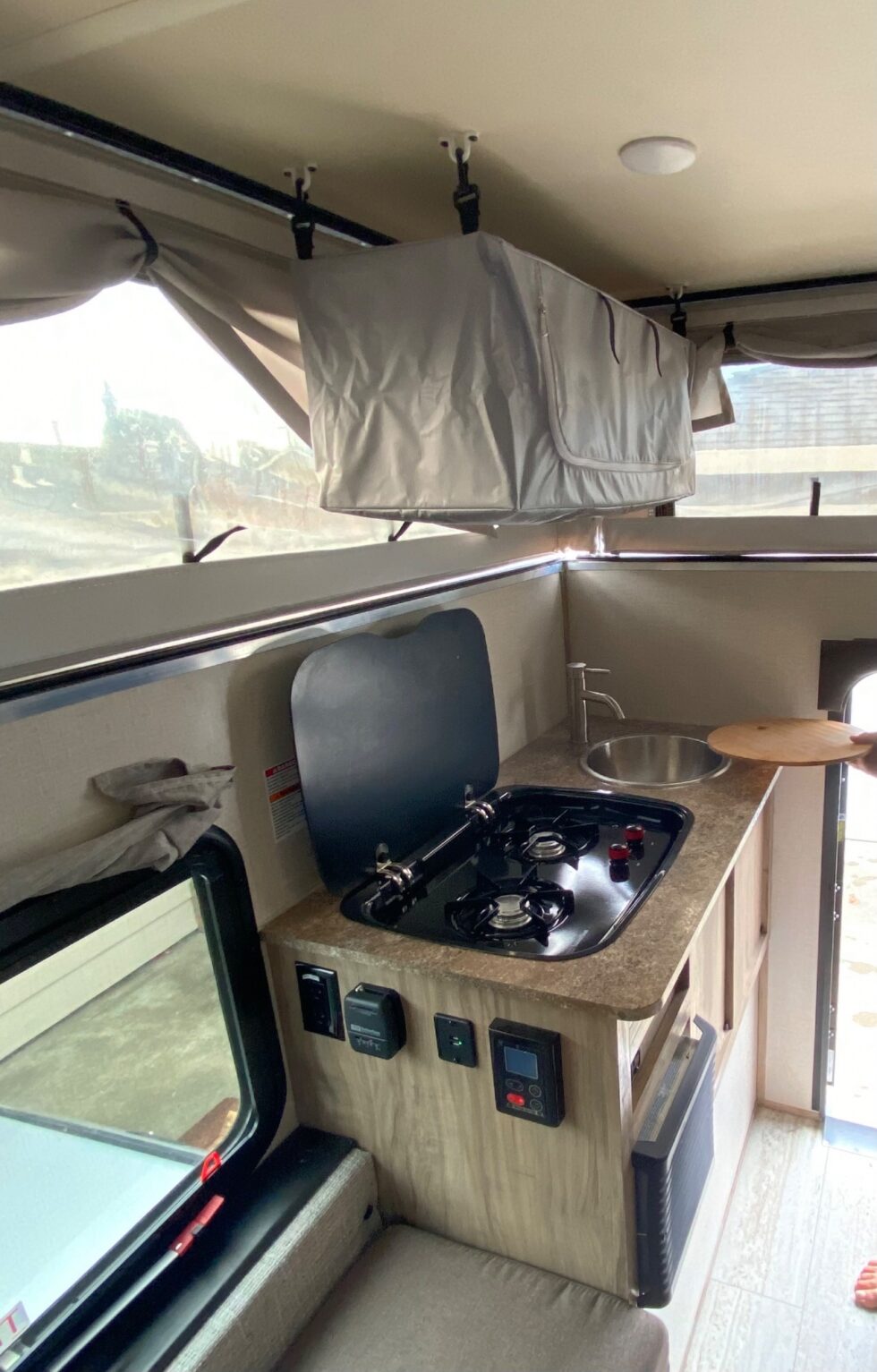 Truck Campers Galore! 7 Used Models from 12K to 49K (RV Trader Monthly ...
