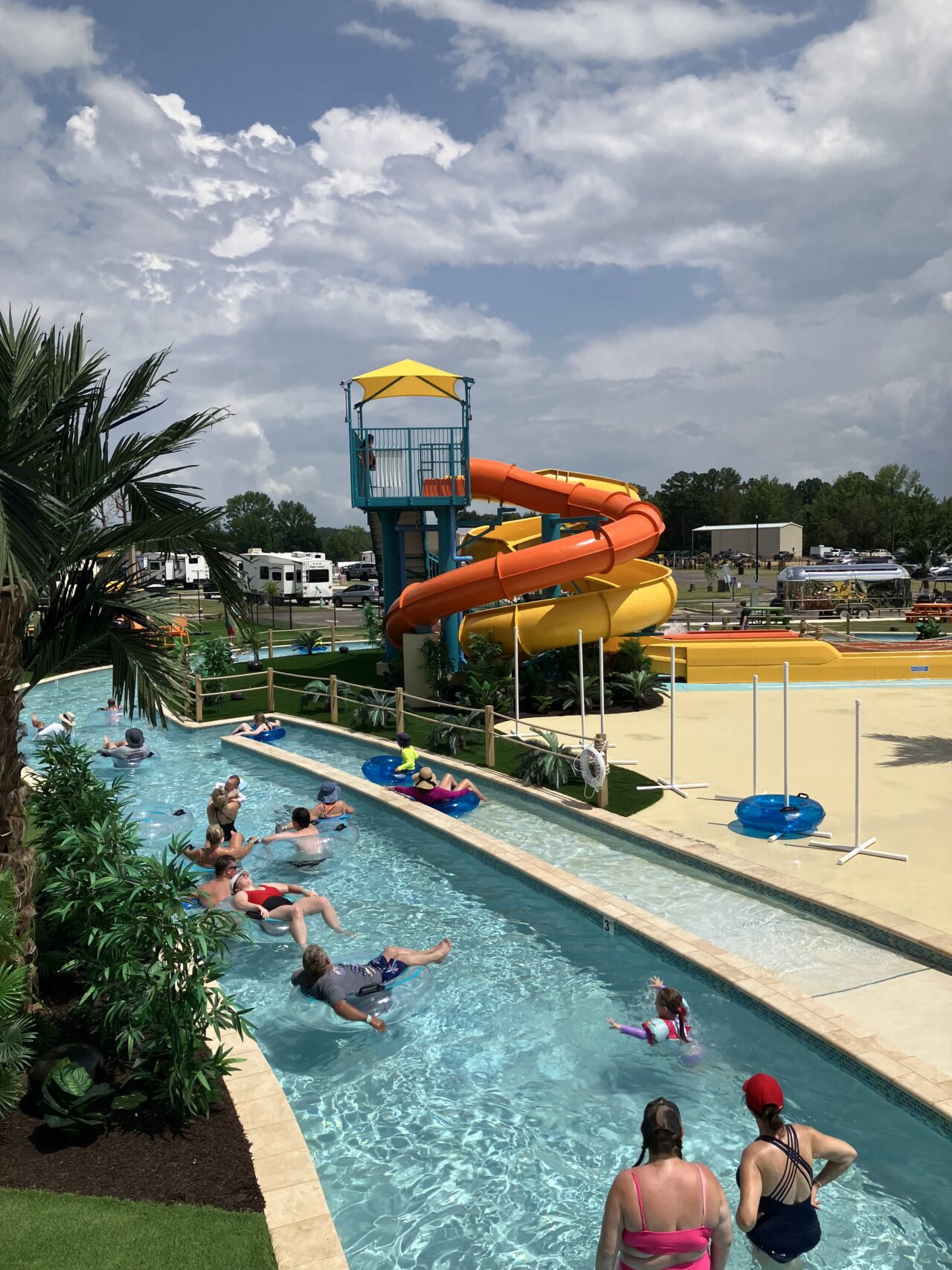 Roundabout Oxford RV & Water Resort in Oxford, Mississippi with Casita ...